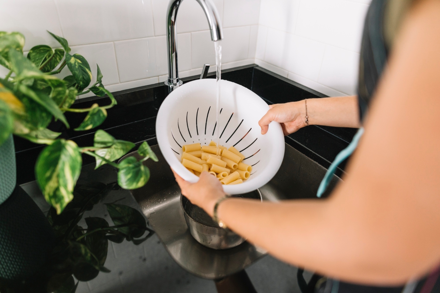 Should You Rinse Your Pasta? The Truth About This Common Cooking Debate ...