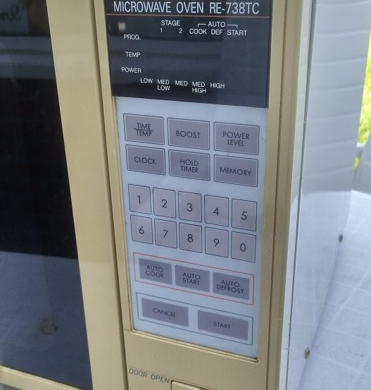 That One Microwave Button I Didn't Use Until I Turned 60 — And Now I ...