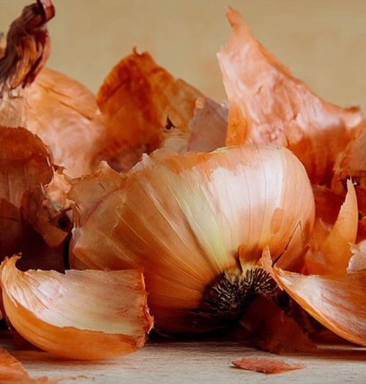 Don’t Throw Away Onion Skins: 9 Smart Ways to Use Them in Cooking and ...