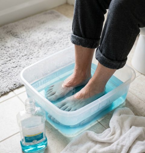 I Soaked My Feet in Blue Mouthwash for 5 Days — Here’s What Happened ...